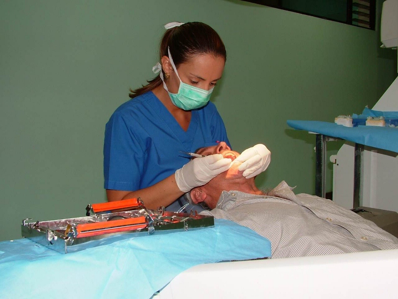 Pilar Collado Carboni - Odontología General, Odontología - Colegio de ...